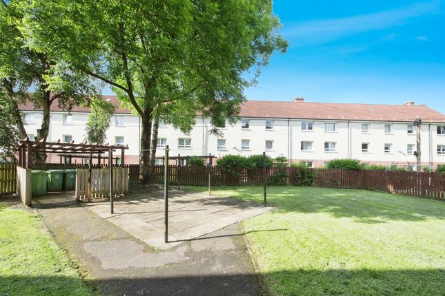 Drumreoch Place, Glasgow G42, 2 bedroom flat for sale - 67539657 ...