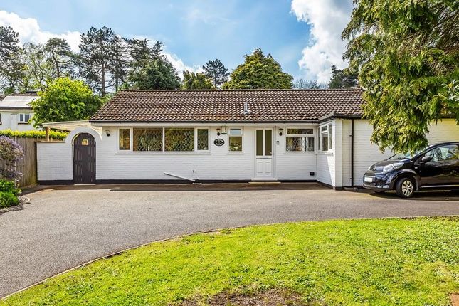 Cobham Road, Fetcham KT22, 3 bedroom detached bungalow for sale ...