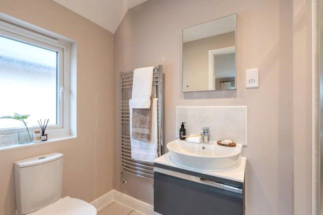 Homington Avenue Swindon Sn3 3 Bedroom Semi Detached House For Sale