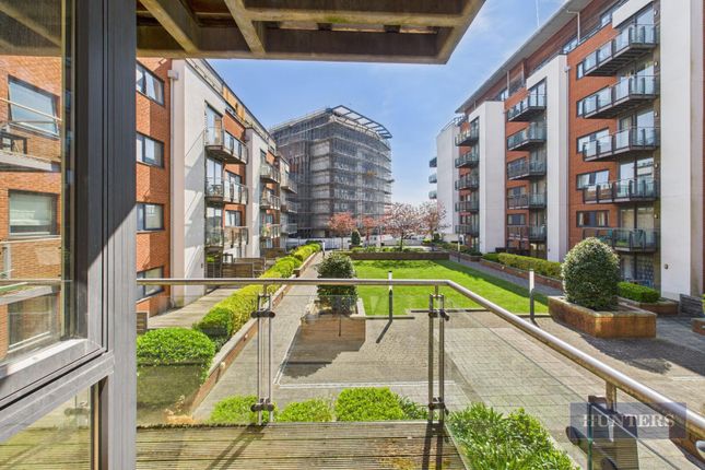 Mistral, Channel Way, Southampton SO14, 2 bedroom flat for sale ...