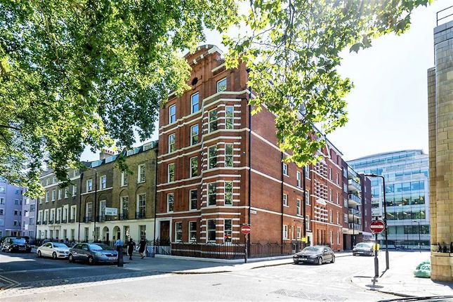 Red Lion Square, London WC1R, 2 bedroom flat to rent - 66205231 ...