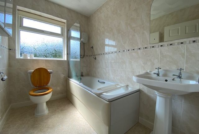 Coudray Road, Southport PR9, 2 bedroom detached bungalow to rent ...