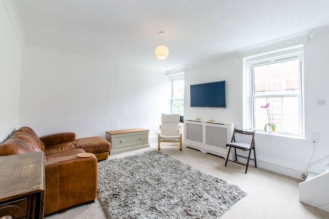 Ferdinand Place, Camden Town, London NW1, 2 bedroom maisonette for sale ...