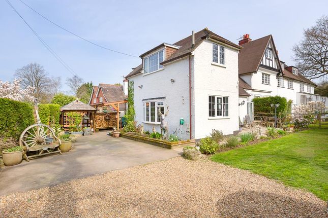 Mogador Lower Kingswood Tadworth Kt20 3 Bedroom Property For Sale