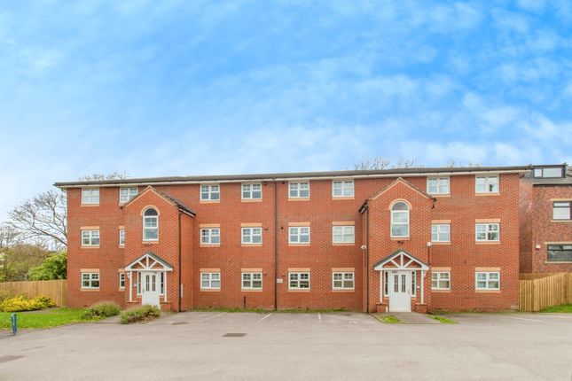 Farnley Crescent, Farnley, Leeds LS12, 2 bedroom flat for sale ...