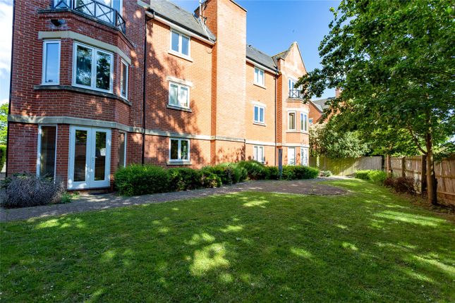 2 bed flat for sale in Longbourn, Windsor, Berkshire SL4 - Zoopla