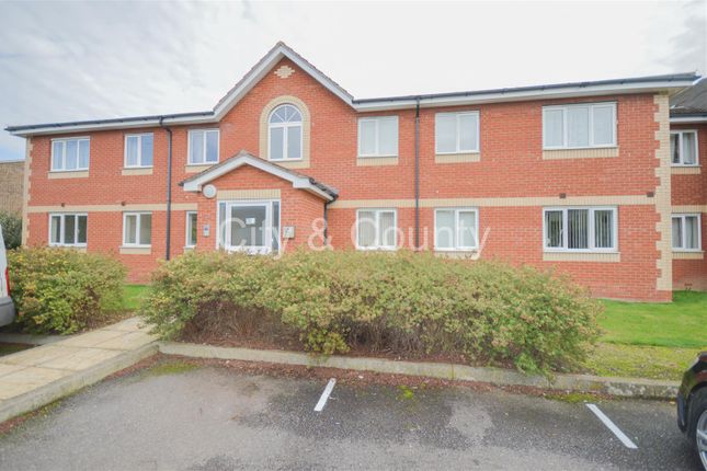 Peterhouse Close, West Town, Peterborough PE3, 2 bedroom flat to rent ...