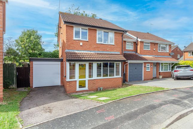 Homes for Sale in Sheepscombe Drive, Worcester WR4 - Buy Property in ...