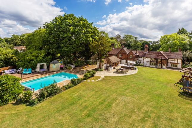 Homes for Sale in The Mount, Ifield, Crawley RH11 - Buy Property in The ...