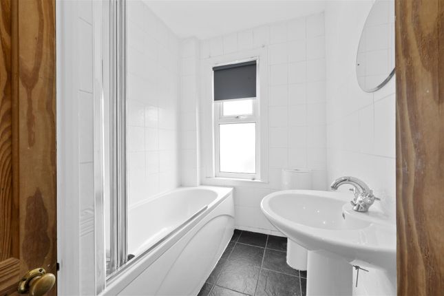 Gore Road, London SW20, 2 bedroom property for sale - 67550967 ...
