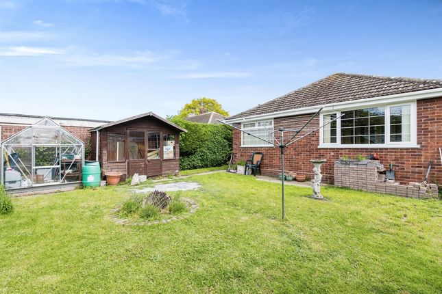 Higher Drive, Lowestoft NR32, 3 bedroom detached bungalow for sale ...