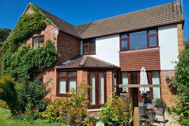 4 Bed Detached House For Sale In Woodlands Close Headington Oxford