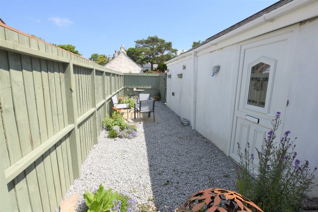 Tregajorran, Carn Brea, Redruth, Cornwall TR15, 3 bedroom detached ...