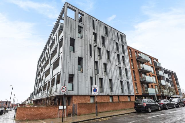 1 bed flat for sale in Sherard Road, London SE9 - Zoopla