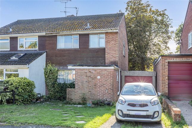 Addlestone, Surrey KT15, 3 bedroom semi-detached house for sale ...