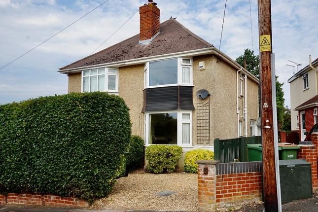 Houses for Sale in The Crescent, Netley Abbey, Southampton SO31 - The ...