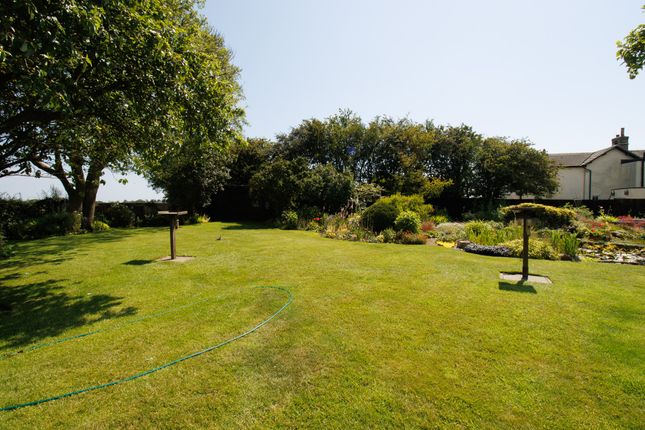 Royal Oak, Filey YO14, 3 bedroom detached bungalow for sale - 67688119 ...