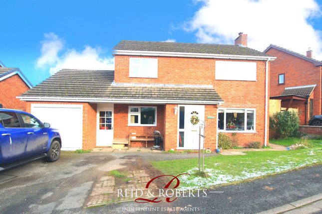 Parc Y Llan, Llanfair Dyffryn Clwyd, Ruthin LL15, 3 bedroom detached ...