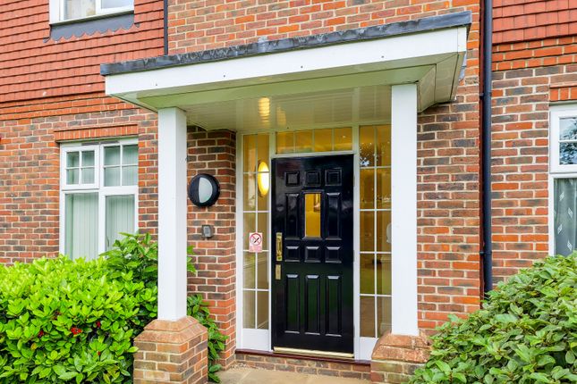 Marsh Road, Pinner HA5, 2 bedroom flat for sale - 59123147 | PrimeLocation