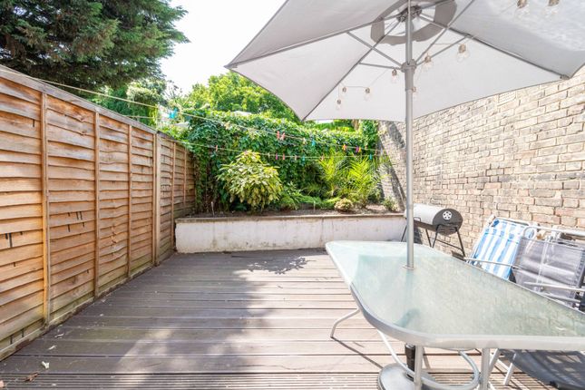 Latchmere Road, Battersea, London SW11, 3 bedroom terraced house for ...