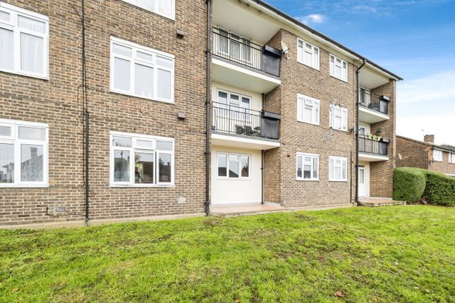 Manford Way, Chigwell IG7, 1 bedroom flat for sale - 68819910 ...