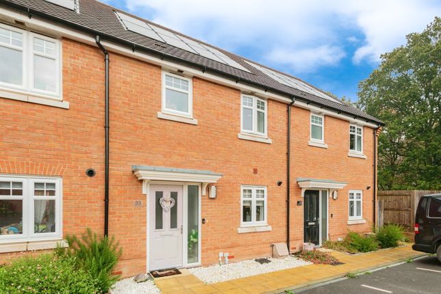Wallace Avenue, Boorley Green, Botley SO32, 2 bedroom terraced house ...