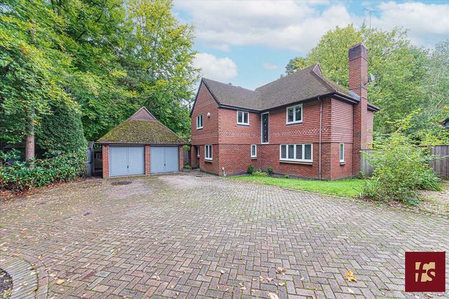 Homes for Sale in Crowthorne - Buy Property in Crowthorne - Primelocation
