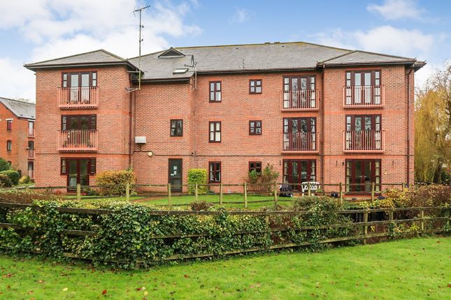 2 bed property for sale in Overton, Basingstoke RG25 - Zoopla