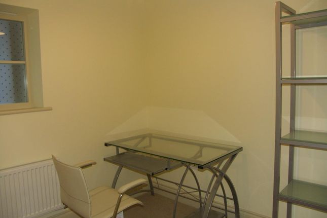 Flat 1, Old Paper Mill, Ditton Walk, Cambridge CB5, 2 bedroom flat to ...