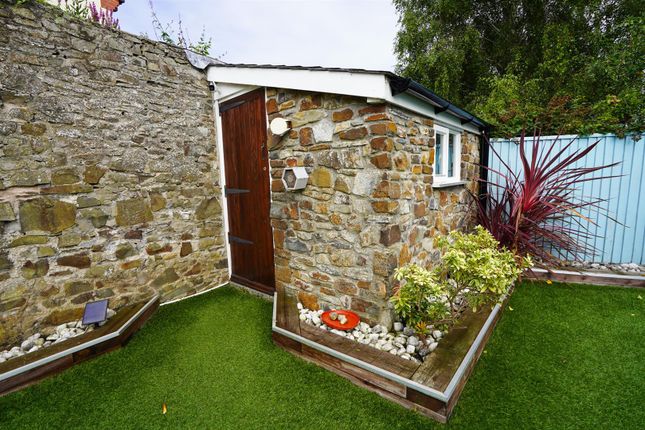 Slade, Bideford EX39, 2 bedroom barn conversion for sale - 68119255 ...