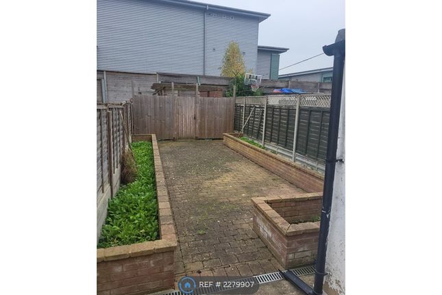 Cowley Mill Road, Uxbridge UB8, room to rent - 68726710 | PrimeLocation