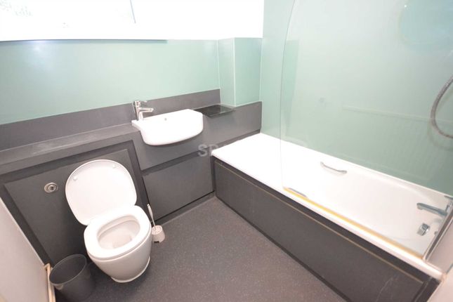 Hillside Court, Allcroft Road, Reading, Berkshire RG1, 6 bedroom ...