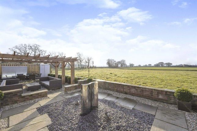 Moss Road, Moss, Doncaster DN6, 4 bedroom detached house for sale ...