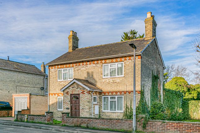 Rock Road, Royston SG8, 4 bedroom detached house for sale - 63735383 ...