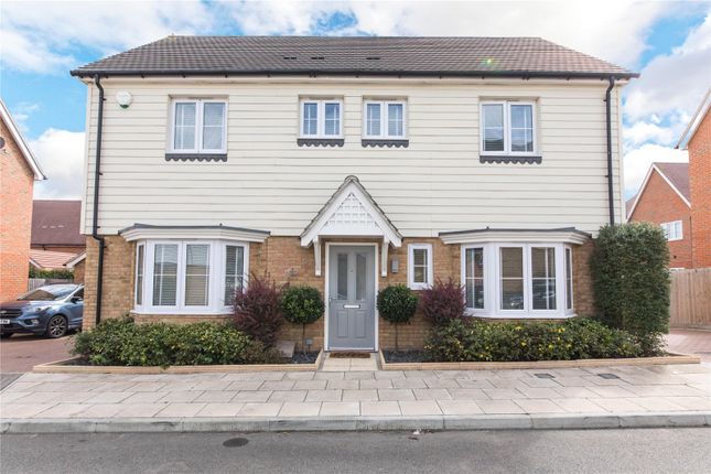 4 bed detached house for sale in Paddock Drive, Hoo, Kent ME3 - Zoopla