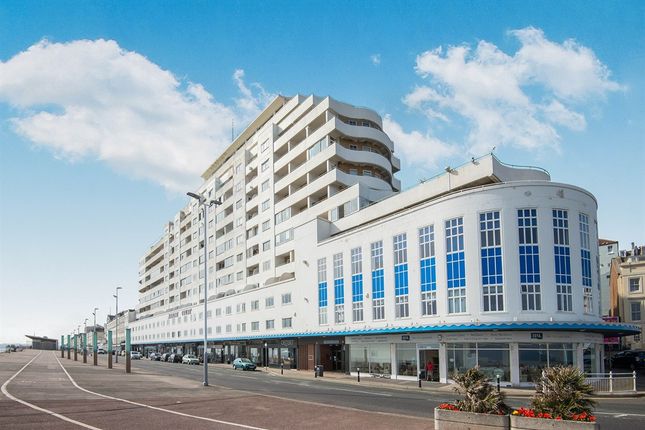 Flats for Sale in Marine Court, St. Leonards-on-Sea TN38 - Marine Court ...