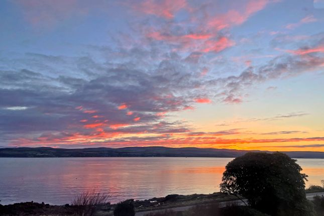 1 Altdarroch, Toward, Dunoon PA23, 3 bedroom flat for sale - 67574055 ...