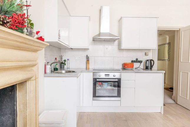 Claverton Street, Pimlico, London SW1V, 2 bedroom flat to rent ...