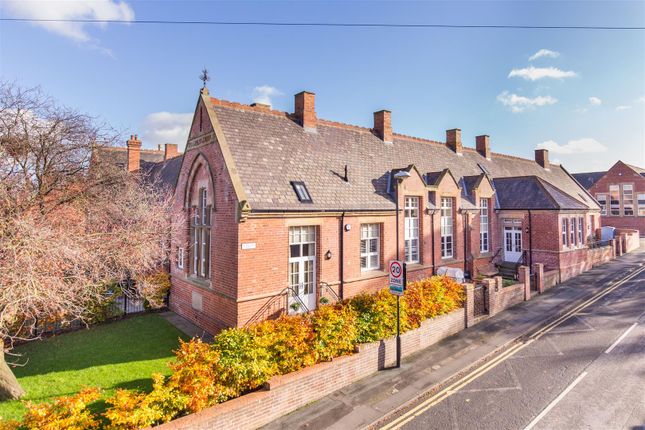 Carlton Green, Rothwell, Leeds LS26, 3 bedroom terraced house for sale ...