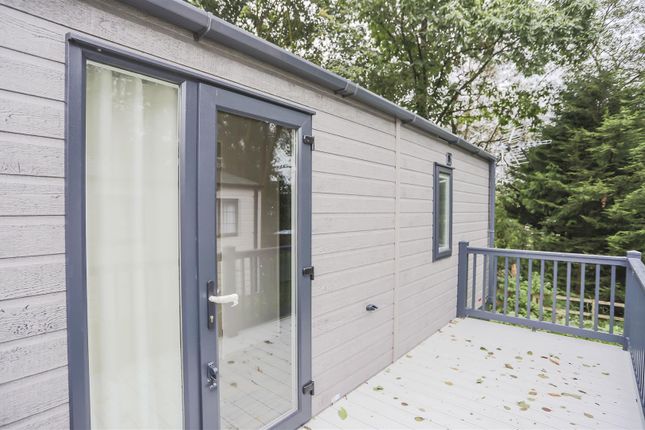 Eaves Hall Lane, West Bradford, Clitheroe BB7, 2 bedroom mobile/park ...