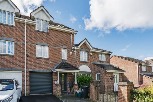 Bromfield Walk, Emersons Green, Bristol, Gloucestershire BS16, 3 ...