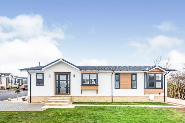 Upper Heyford, Oxfordshire new homes for sale - Buy new homes in Upper ...
