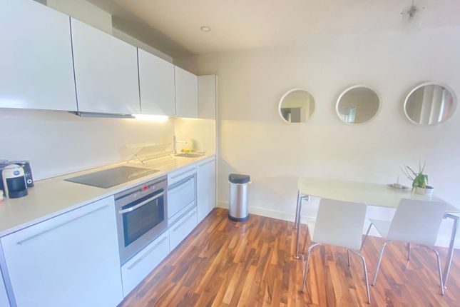 Hillside, London NW10, 1 bedroom flat to rent - 64467659 | PrimeLocation