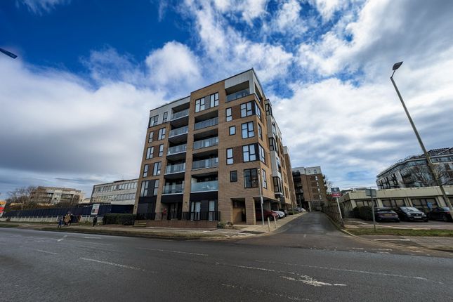 Affinity Place, Elstree Way, Borehamwood WD6, 2 bedroom flat to rent ...