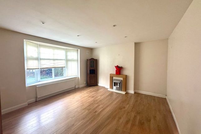 Barnet Hill, Barnet EN5, 2 bedroom flat to rent - 69446637 | PrimeLocation