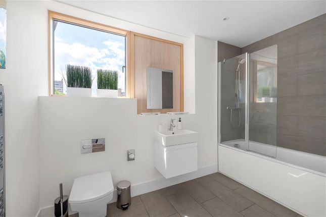 95 Peckham Road, London SE15, 1 bedroom flat for sale - 67669921 ...