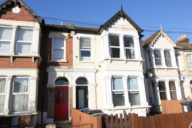 Woodside Green, Woodside, Croydon SE25, 2 bedroom flat for sale ...
