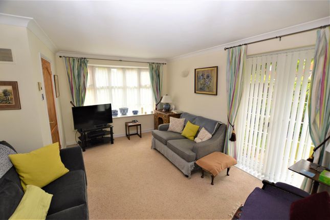 Windmill Drive, Croxley Green, Rickmansworth WD3, 3 bedroom end terrace ...