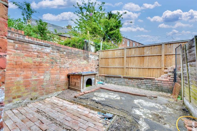 Cedar Road, Nottingham NG7, 3 bedroom terraced house for sale ...