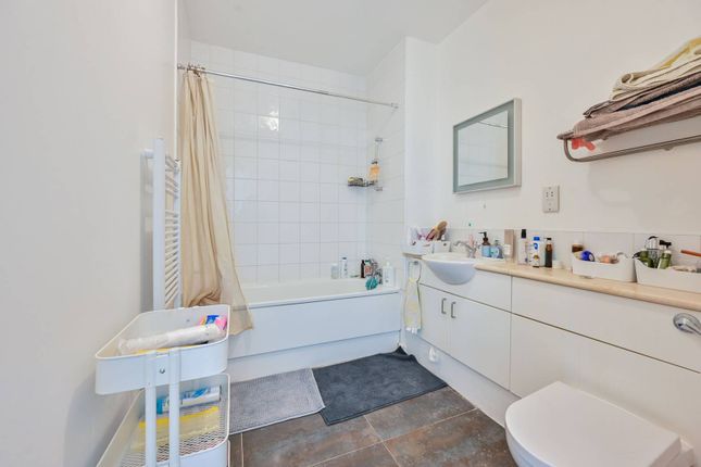 Archie Street, London Bridge, London SE1, 2 bedroom flat for sale ...
